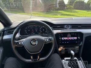 Black Volkswagen Passat B8 2018 in Cesis, with an engine capacity of 1.60 L and mileage of 221 thousand km for 12850 €, photo 12 on AUTOMOTO.COM.LV