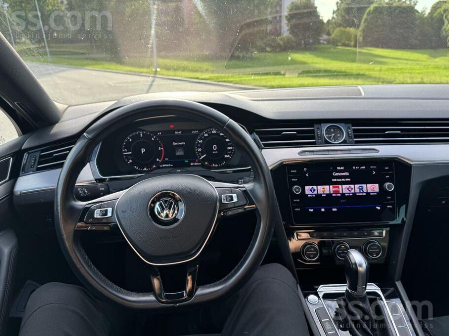 Black Volkswagen Passat B8 2018 in Cesis, with an engine capacity of 1.60 L and mileage of 221 thousand km for 12850 €, photo 12 on AUTOMOTO.COM.LV
