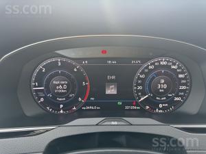 Black Volkswagen Passat B8 2018 in Cesis, with an engine capacity of 1.60 L and mileage of 221 thousand km for 12850 €, photo 15 on AUTOMOTO.COM.LV