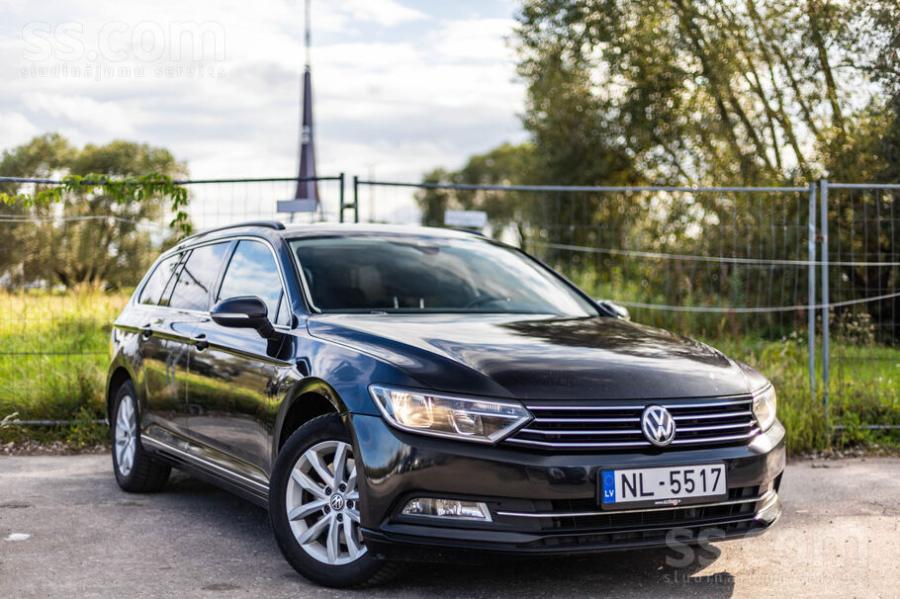 Black Volkswagen Passat B8 2018 in Riga, with an engine capacity of 2.00 L and mileage of 328 thousand km for 8590 €, photo 3 on AUTOMOTO.COM.LV