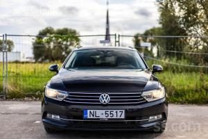 Black Volkswagen Passat B8 2018 in Riga, with an engine capacity of 2.00 L and mileage of 328 thousand km for 8590 €, photo 4 on AUTOMOTO.COM.LV