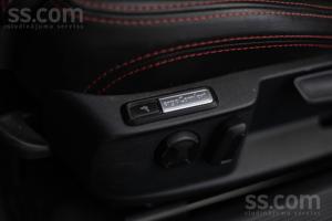 Black Volkswagen Passat B8 2018 in Riga, with an engine capacity of 2.00 L and mileage of 328 thousand km for 8590 €, photo 14 on AUTOMOTO.COM.LV