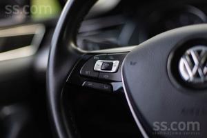 Black Volkswagen Passat B8 2018 in Riga, with an engine capacity of 2.00 L and mileage of 328 thousand km for 8590 €, photo 18 on AUTOMOTO.COM.LV