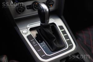 Black Volkswagen Passat B8 2018 in Riga, with an engine capacity of 2.00 L and mileage of 328 thousand km for 8590 €, photo 27 on AUTOMOTO.COM.LV