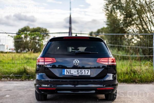 Black Volkswagen Passat B8 2018 in Riga, with an engine capacity of 2.00 L and mileage of 328 thousand km for 8590 €, photo 9 on AUTOMOTO.COM.LV