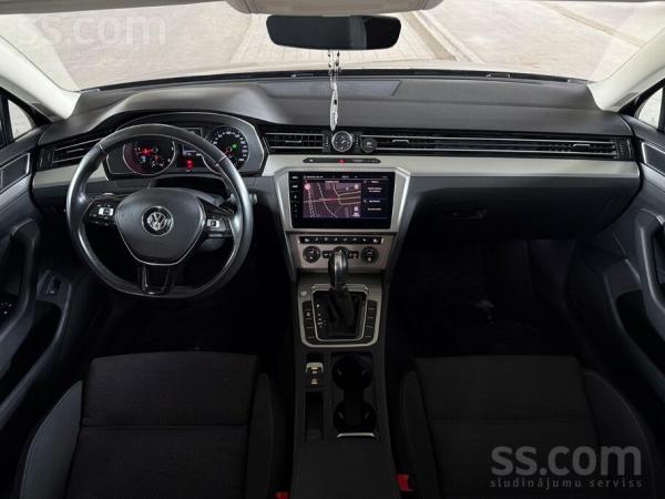 Melns Volkswagen Passat B8 2018 Rīga, ar dzinēja tilpumu 2.00 L un nobraukumu 235 tūkst. km par 12000 €, foto 9 vietnē AUTOMOTO.COM.LV