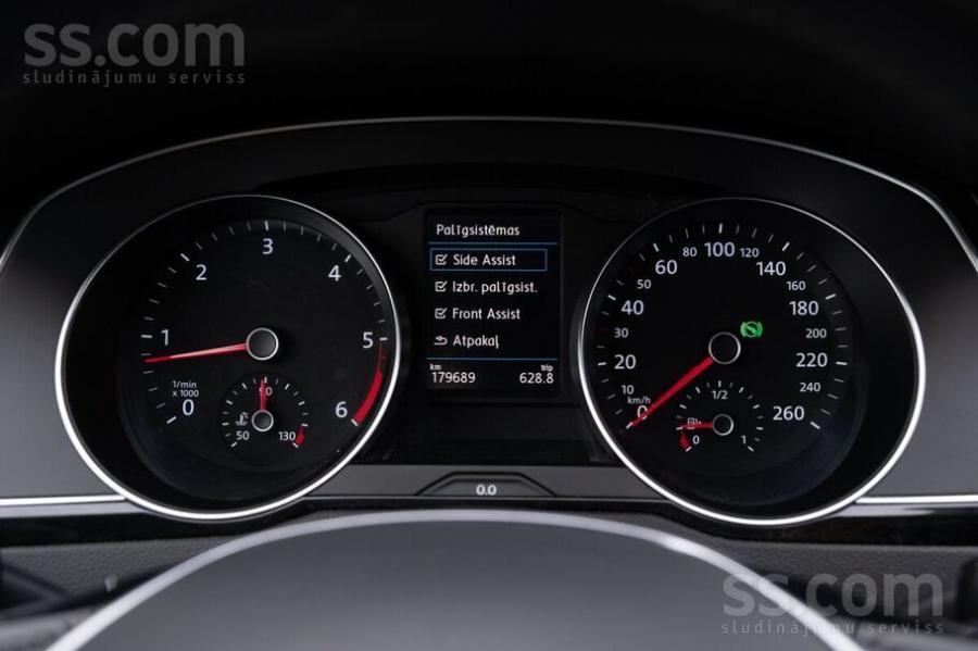 Black Volkswagen Passat B8 2018 in Riga, with an engine capacity of 2.00 L and mileage of 180 thousand km for 13800 €, photo 16 on AUTOMOTO.COM.LV