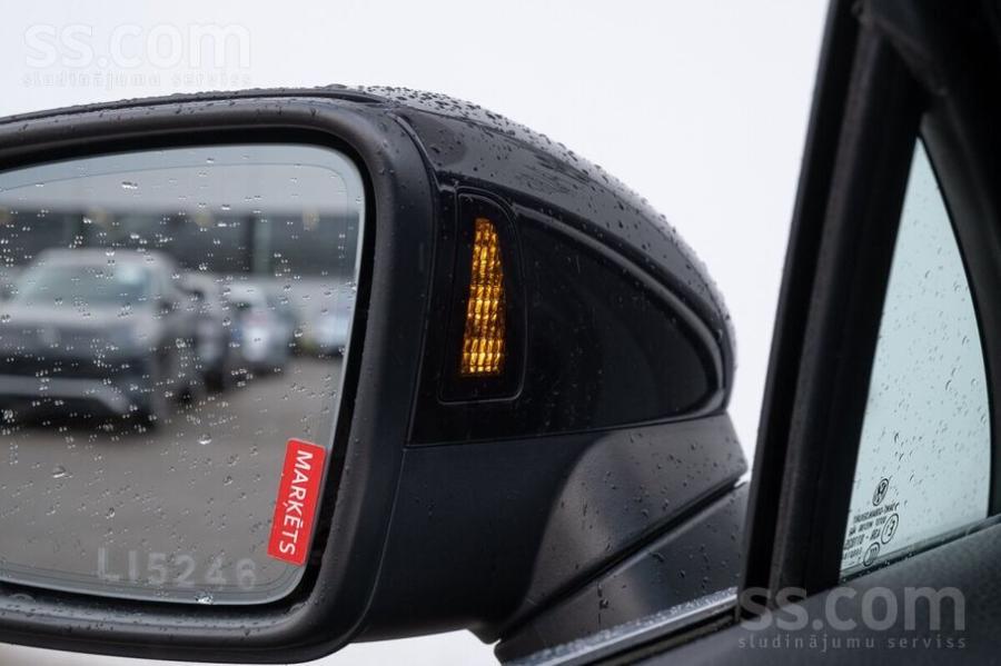 Black Volkswagen Passat B8 2018 in Riga, with an engine capacity of 2.00 L and mileage of 180 thousand km for 13800 €, photo 22 on AUTOMOTO.COM.LV