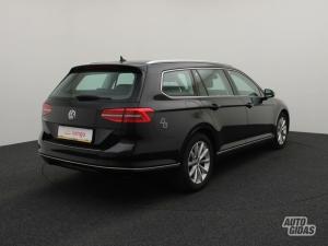 Melns Volkswagen Passat B8 2019 Viļņa, ar dzinēja tilpumu 2.00 L un nobraukumu 210 tūkst. km par 14599 €, foto 8 vietnē AUTOMOTO.COM.LV