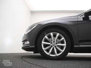 Melns Volkswagen Passat B8 2019 Viļņa, ar dzinēja tilpumu 2.00 L un nobraukumu 210 tūkst. km par 14599 €, foto 28 vietnē AUTOMOTO.COM.LV