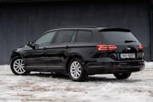 Black Volkswagen Passat B8 2019 in Jelgava, with an engine capacity of 1.60 L and mileage of 141 thousand km for 17600 €, photo 7 on AUTOMOTO.COM.LV