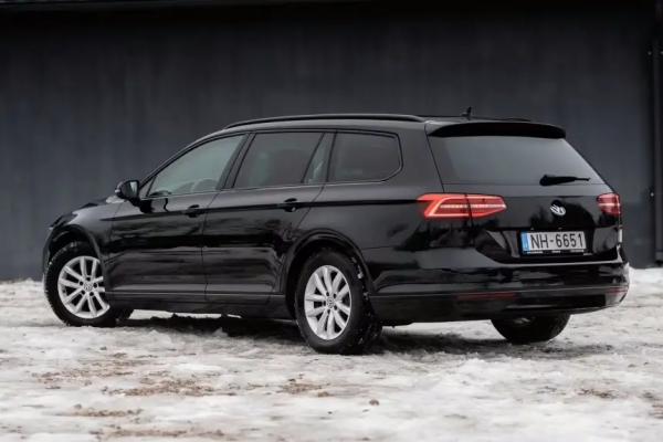 Black Volkswagen Passat B8 2019 in Jelgava, with an engine capacity of 1.60 L and mileage of 141 thousand km for 17600 €, photo 6 on AUTOMOTO.COM.LV
