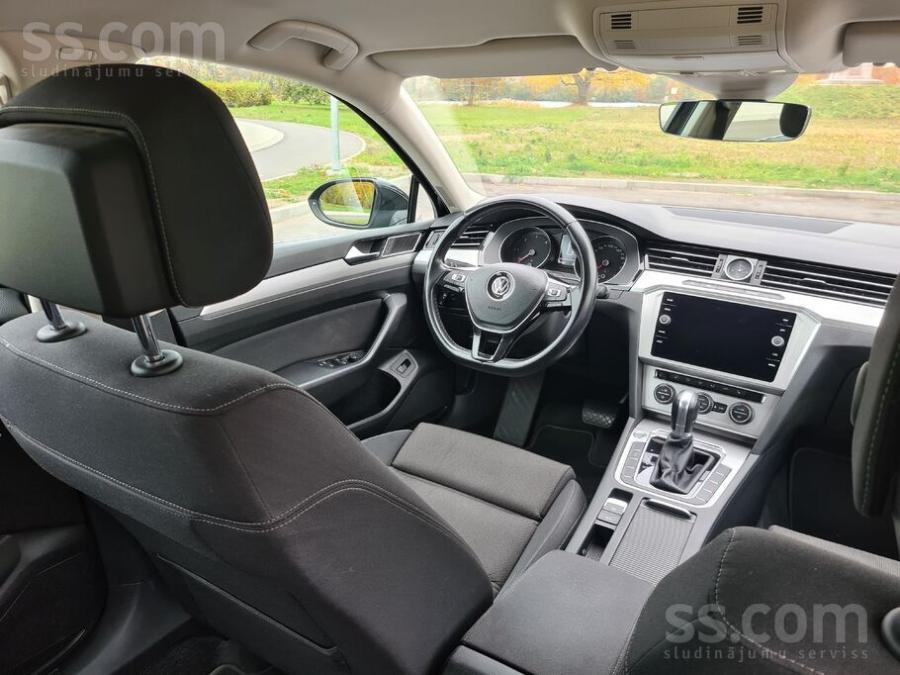 Black Volkswagen Passat B8 2019 in Riga, with an engine capacity of 2.00 L and mileage of 200 thousand km for 12800 €, photo 11 on AUTOMOTO.COM.LV