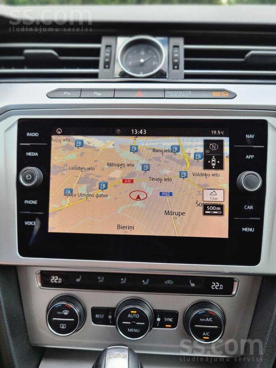 Black Volkswagen Passat B8 2019 in Riga, with an engine capacity of 2.00 L and mileage of 200 thousand km for 12800 €, photo 22 on AUTOMOTO.COM.LV