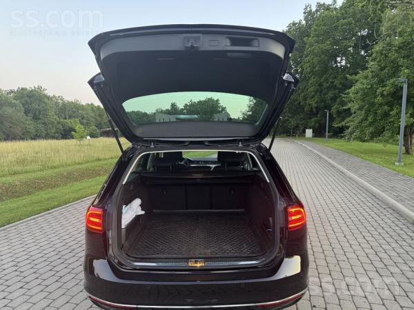 Volkswagen Passat B8 2019 Talsi vietnÄ Melns Volkswagen Passat B8 2019 Talsi, ar dzinÄja tilpumu 2.00 L un nobraukumu 270 tÅ«kst. km par 15000 ā¬, foto 5 vietnÄ AUTOMOTO.COM.LV