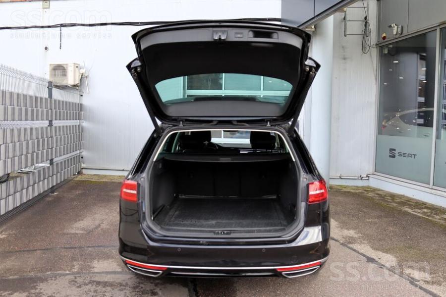 Melns Volkswagen Passat B8 2019 Rīga, ar dzinēja tilpumu 2.00 L un nobraukumu 224 tūkst. km par 13490 €, foto 30 vietnē AUTOMOTO.COM.LV