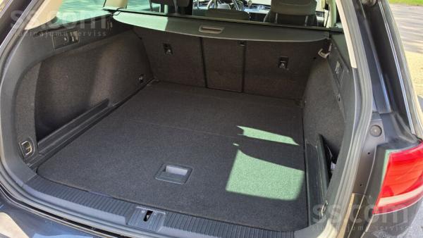 Black Volkswagen Passat B8 2019 in Riga, with an engine capacity of 1.50 L and mileage of 99 thousand km for 14500 €, photo 8 on AUTOMOTO.COM.LV