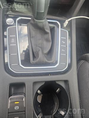 Melns Volkswagen Passat B8 2020 Rīga, ar dzinēja tilpumu 2.00 L un nobraukumu 233 tūkst. km par 14850 €, foto 5 vietnē AUTOMOTO.COM.LV
