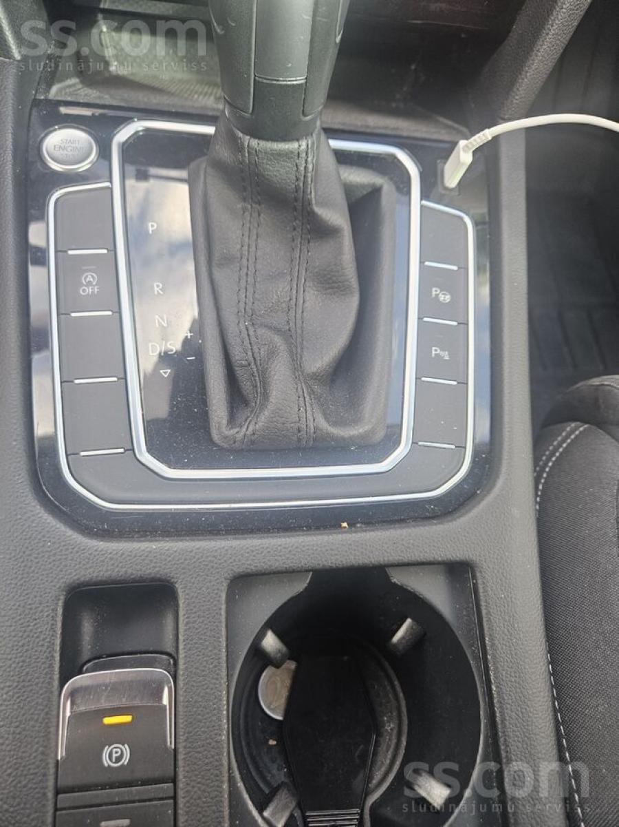 Melns Volkswagen Passat B8 2020 Rīga, ar dzinēja tilpumu 2.00 L un nobraukumu 233 tūkst. km par 14850 €, foto 5 vietnē AUTOMOTO.COM.LV