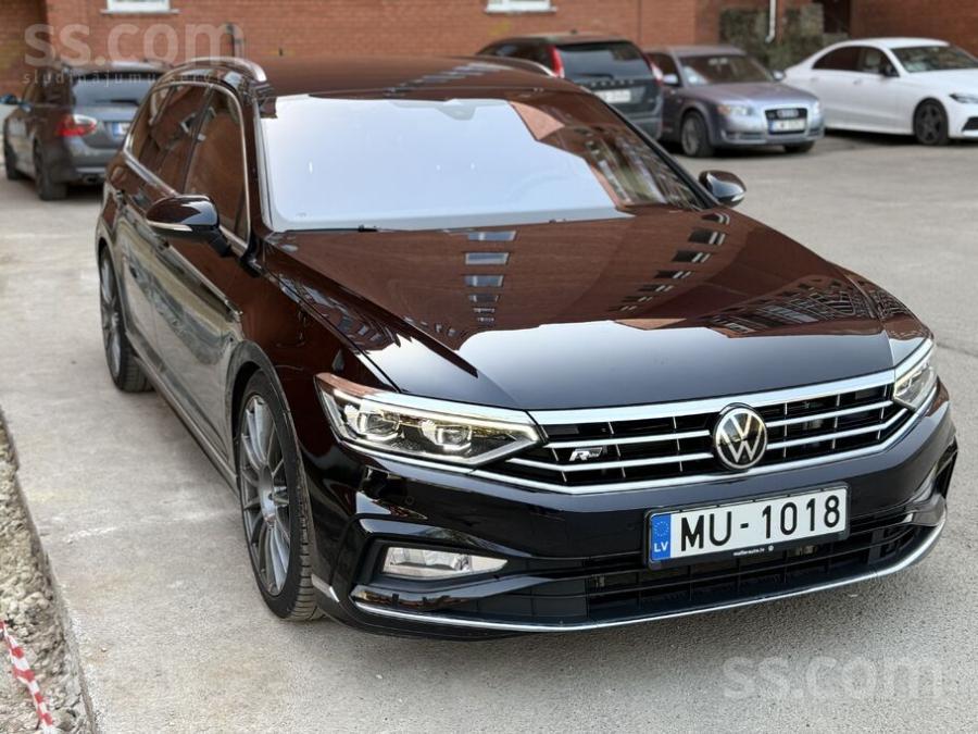 Black Volkswagen Passat B8 2021 in Daugavpils, with an engine capacity of 2.00 L and mileage of 53 thousand km for 31600 €, photo 2 on AUTOMOTO.COM.LV