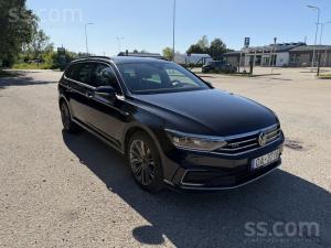 Melns Volkswagen Passat B8 2021 Ogre, ar dzinēja tilpumu 1.40 L un nobraukumu 166 tūkst. km par 18500 €, foto 3 vietnē AUTOMOTO.COM.LV