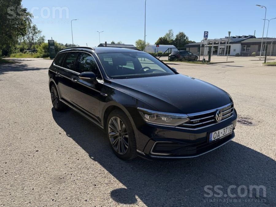 Melns Volkswagen Passat B8 2021 Ogre, ar dzinēja tilpumu 1.40 L un nobraukumu 166 tūkst. km par 18500 €, foto 3 vietnē AUTOMOTO.COM.LV
