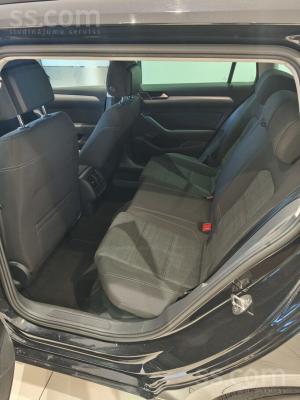 Black Volkswagen Passat B8 2021 in Riga, with an engine capacity of 1.50 L and mileage of 180 thousand km for 14490 €, photo 15 on AUTOMOTO.COM.LV
