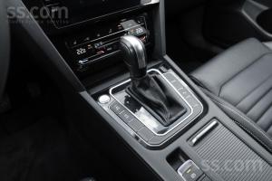 Black Volkswagen Passat B8 2021 in Riga, with an engine capacity of 2.00 L and mileage of 152 thousand km for 24050 €, photo 20 on AUTOMOTO.COM.LV