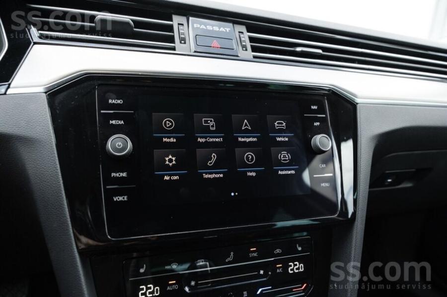Black Volkswagen Passat B8 2021 in Riga, with an engine capacity of 2.00 L and mileage of 152 thousand km for 24050 €, photo 24 on AUTOMOTO.COM.LV