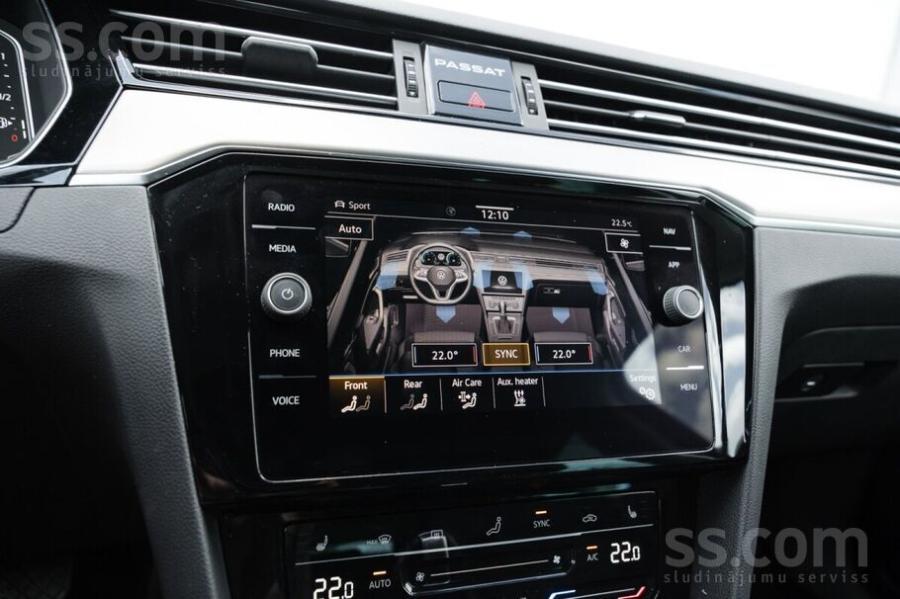 Black Volkswagen Passat B8 2021 in Riga, with an engine capacity of 2.00 L and mileage of 152 thousand km for 24050 €, photo 25 on AUTOMOTO.COM.LV