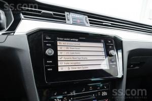 Black Volkswagen Passat B8 2021 in Riga, with an engine capacity of 2.00 L and mileage of 152 thousand km for 24050 €, photo 30 on AUTOMOTO.COM.LV