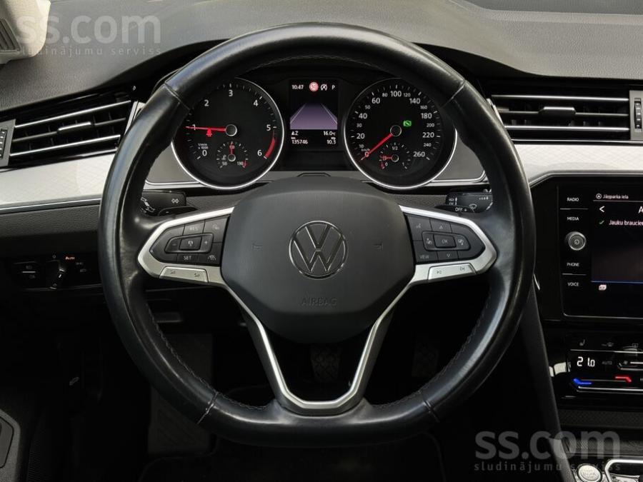 Black Volkswagen Passat B8 2021 in Valmiera, with an engine capacity of 2.00 L and mileage of 136 thousand km for 16500 €, photo 10 on AUTOMOTO.COM.LV