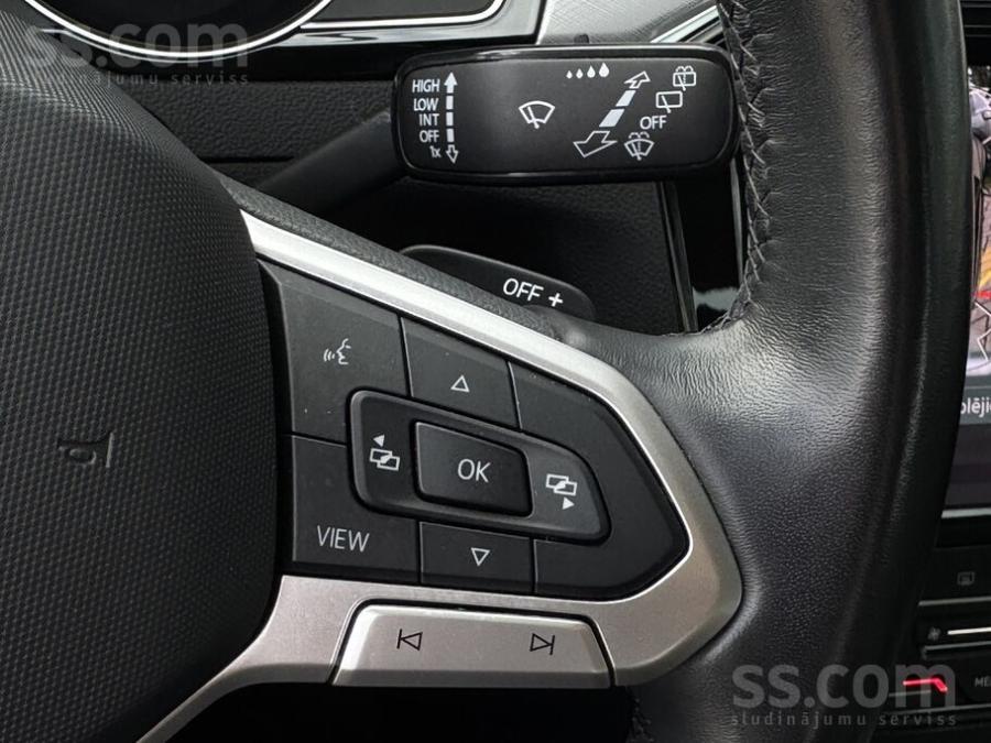 Black Volkswagen Passat B8 2021 in Valmiera, with an engine capacity of 2.00 L and mileage of 136 thousand km for 16500 €, photo 12 on AUTOMOTO.COM.LV