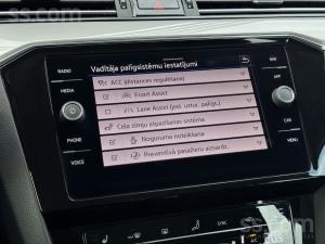 Black Volkswagen Passat B8 2021 in Valmiera, with an engine capacity of 2.00 L and mileage of 136 thousand km for 16500 €, photo 14 on AUTOMOTO.COM.LV