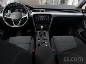 Black Volkswagen Passat B8 2021 in Valmiera, with an engine capacity of 2.00 L and mileage of 136 thousand km for 16500 €, photo 22 on AUTOMOTO.COM.LV