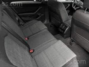 Black Volkswagen Passat B8 2021 in Valmiera, with an engine capacity of 2.00 L and mileage of 136 thousand km for 16500 €, photo 23 on AUTOMOTO.COM.LV