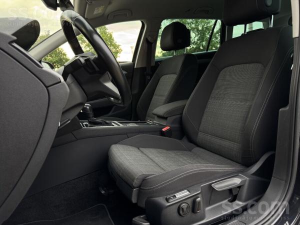 Volkswagen Passat B8 2021 Valmiera vietnē Melns Volkswagen Passat B8 2021 Valmiera, ar dzinēja tilpumu 2.00 L un nobraukumu 128 tūkst. km par 16900 €, foto 8 vietnē AUTOMOTO.COM.LV