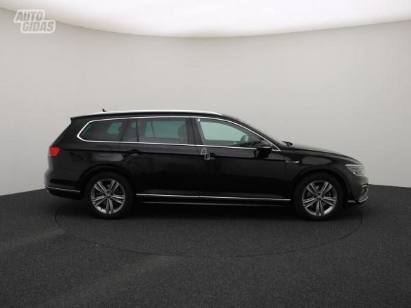 Melns Volkswagen Passat B8 2022 Viļņa, ar dzinēja tilpumu 2.00 L un nobraukumu 222 tūkst. km par 18599 €, foto 9 vietnē AUTOMOTO.COM.LV