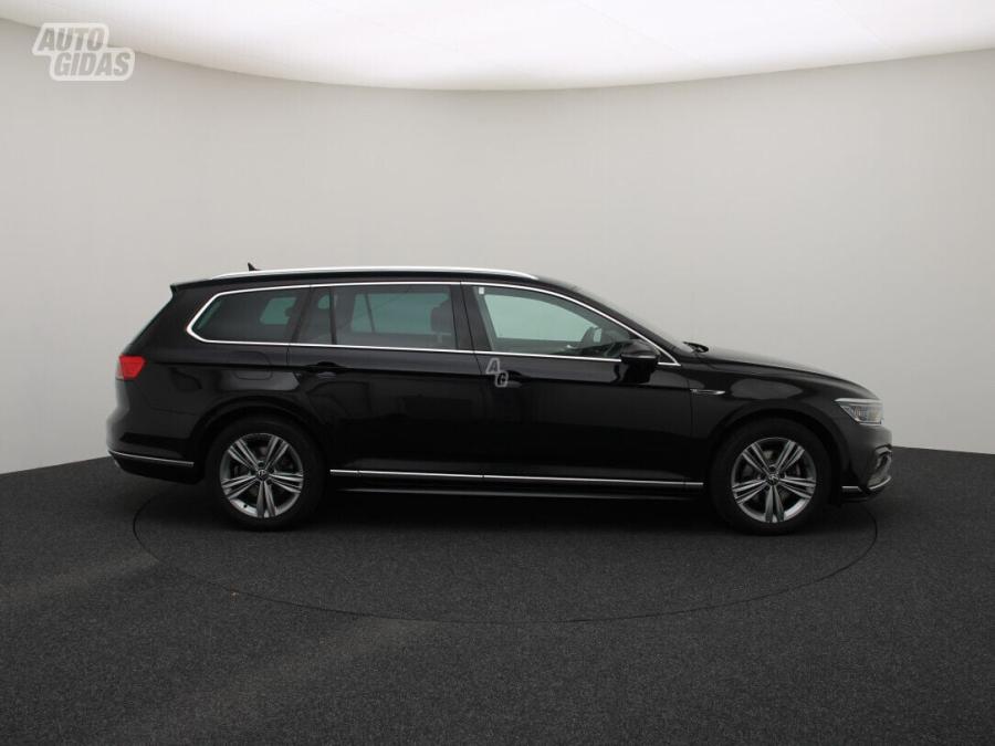 Melns Volkswagen Passat B8 2022 Viļņa, ar dzinēja tilpumu 2.00 L un nobraukumu 222 tūkst. km par 18599 €, foto 9 vietnē AUTOMOTO.COM.LV