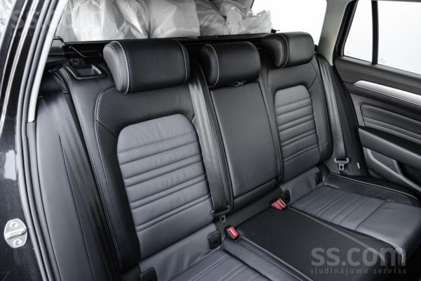 Black Volkswagen Passat B8 2022 in Riga, with an engine capacity of 2.00 L and mileage of 143 thousand km for 24500 €, photo 10 on AUTOMOTO.COM.LV