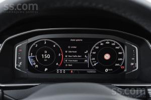 Black Volkswagen Passat B8 2022 in Riga, with an engine capacity of 2.00 L and mileage of 143 thousand km for 24500 €, photo 21 on AUTOMOTO.COM.LV