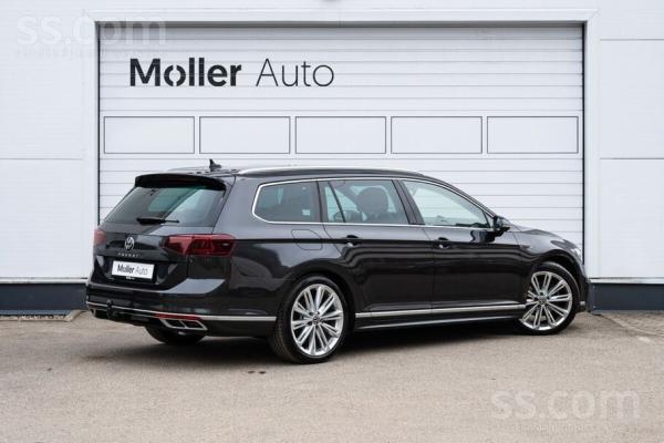 Black Volkswagen Passat B8 2022 in Riga, with an engine capacity of 2.00 L and mileage of 142 thousand km for 23950 €, photo 3 on AUTOMOTO.COM.LV