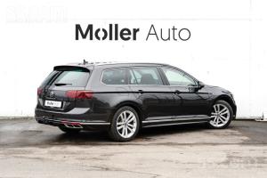 Black Volkswagen Passat B8 2022 in Riga, with an engine capacity of 2.00 L and mileage of 155 thousand km for 22900 €, photo 5 on AUTOMOTO.COM.LV