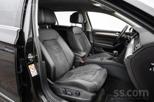 Black Volkswagen Passat B8 2022 in Riga, with an engine capacity of 2.00 L and mileage of 155 thousand km for 22900 €, photo 10 on AUTOMOTO.COM.LV