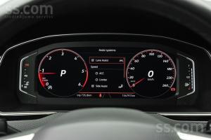 Black Volkswagen Passat B8 2022 in Riga, with an engine capacity of 2.00 L and mileage of 155 thousand km for 22900 €, photo 20 on AUTOMOTO.COM.LV