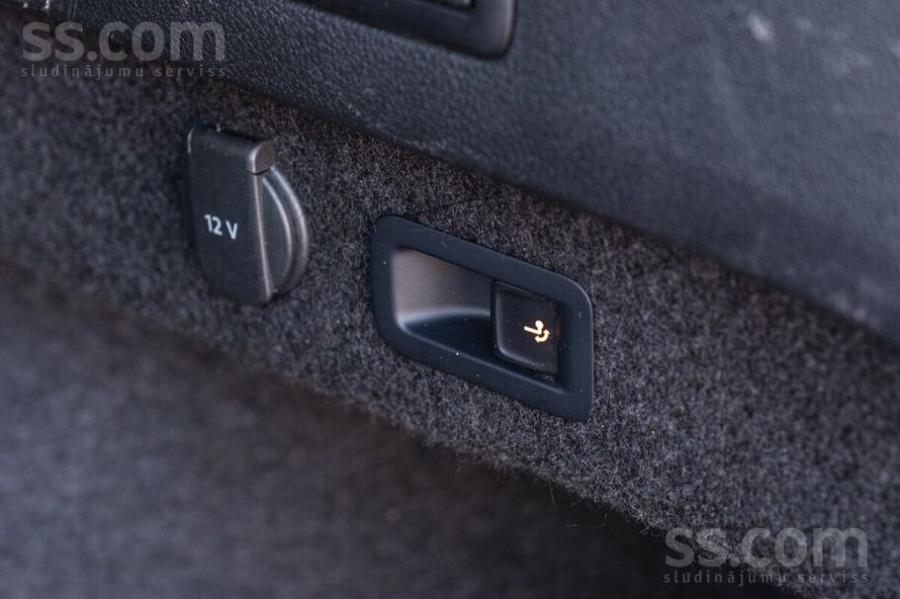 Melns Volkswagen Passat B8 2022 Rīga, ar dzinēja tilpumu 2.00 L un nobraukumu 151 tūkst. km par 21950 €, foto 23 vietnē AUTOMOTO.COM.LV