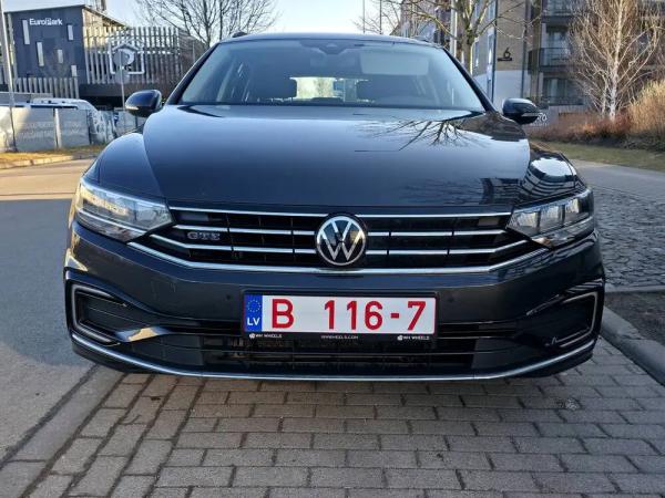 Черный Фольксваген Пассат Б8 2022 в Рига, объемом двигателя 1.40 л и пробегом 108 тыс. км за 19490 €, фото 2 на AUTOMOTO.COM.LV