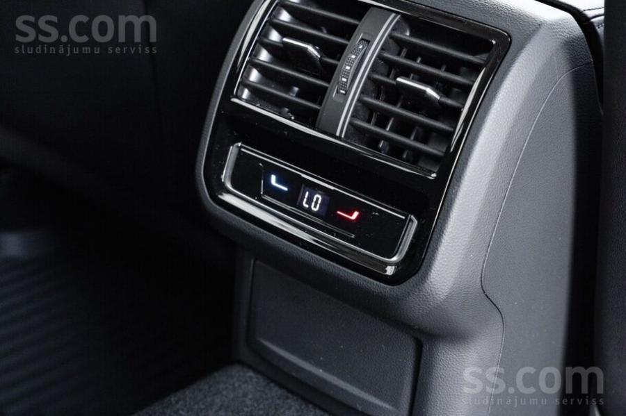 Melns Volkswagen Passat B8 2022 Rīga, ar dzinēja tilpumu 2.00 L un nobraukumu 118 tūkst. km par 23500 €, foto 10 vietnē AUTOMOTO.COM.LV