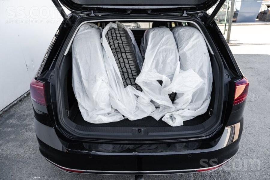 Melns Volkswagen Passat B8 2022 Rīga, ar dzinēja tilpumu 2.00 L un nobraukumu 118 tūkst. km par 23500 €, foto 11 vietnē AUTOMOTO.COM.LV