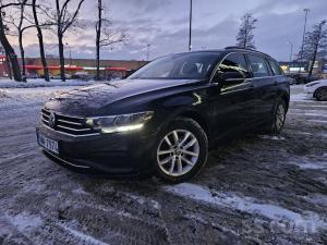 Black Volkswagen Passat B8 2023 in Riga, with an engine capacity of 1.50 L and mileage of 87 thousand km for 22990 €, photo 2 on AUTOMOTO.COM.LV